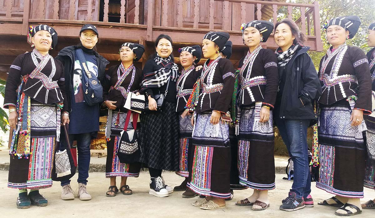 54 Groups: Lu People Of Vietnam - Offroad Vietnam Adventures